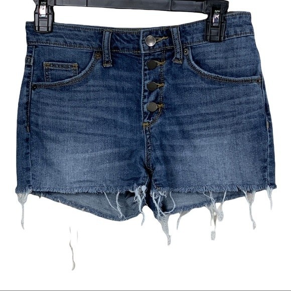 Universal Thread | Shorts | Universal Thread Distressed High Rise ...